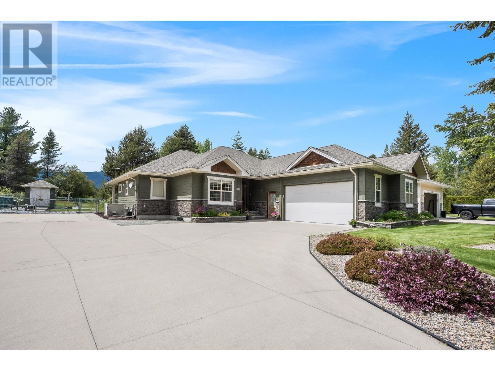 1604 TOWER RIDGE ROAD, Ootischenia, British Columbia V1N4W7 For Sale ...