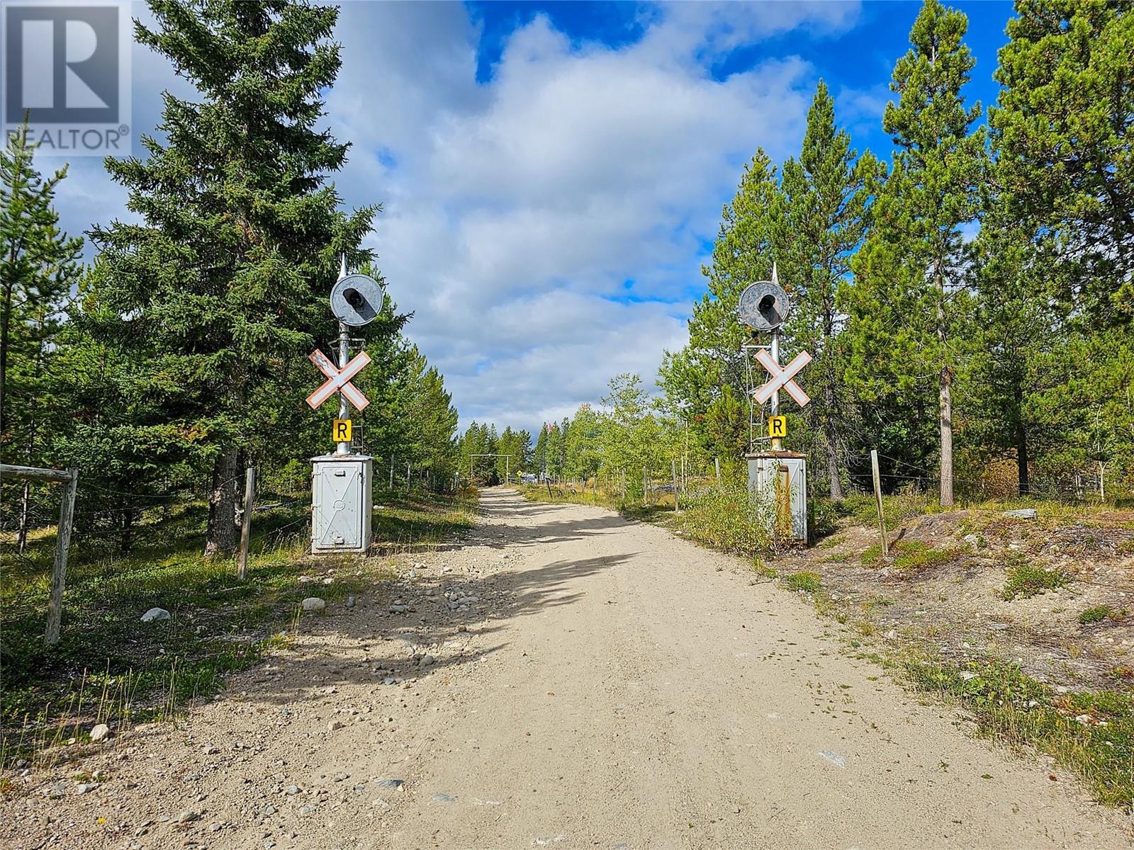 1154 Chain Lake Road, Princeton, British Columbia V0X1W0 For Sale ...