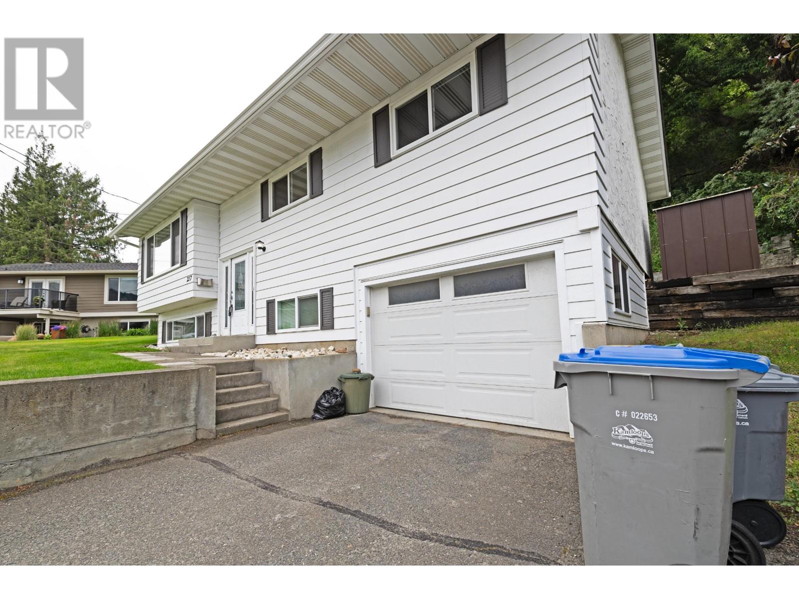 217 PYPER WAY, Kamloops, British Columbia V2C4R6 For Sale | HouseSigma