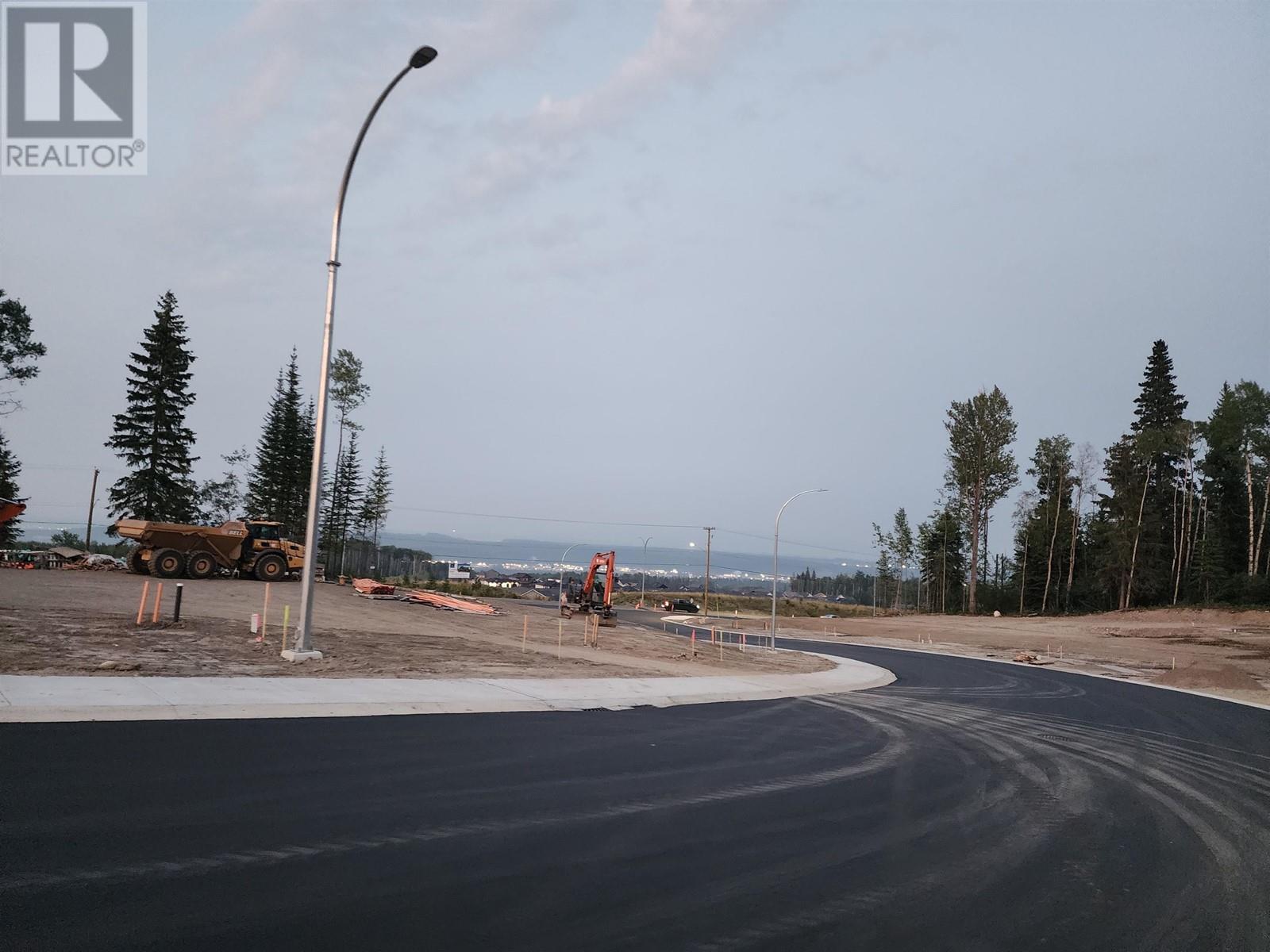 5053 HEADLANDS HEIGHTS, Prince George, British Columbia V2N5L1 For Sale ...