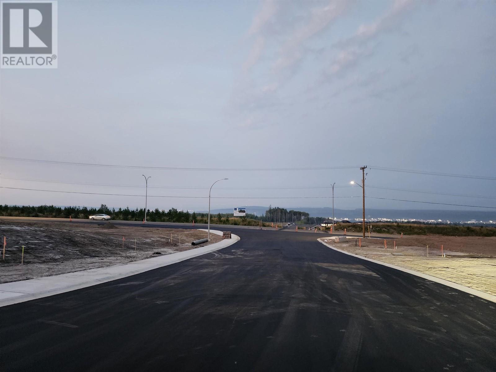 5053 HEADLANDS HEIGHTS, Prince George, British Columbia V2N5L1 For Sale ...