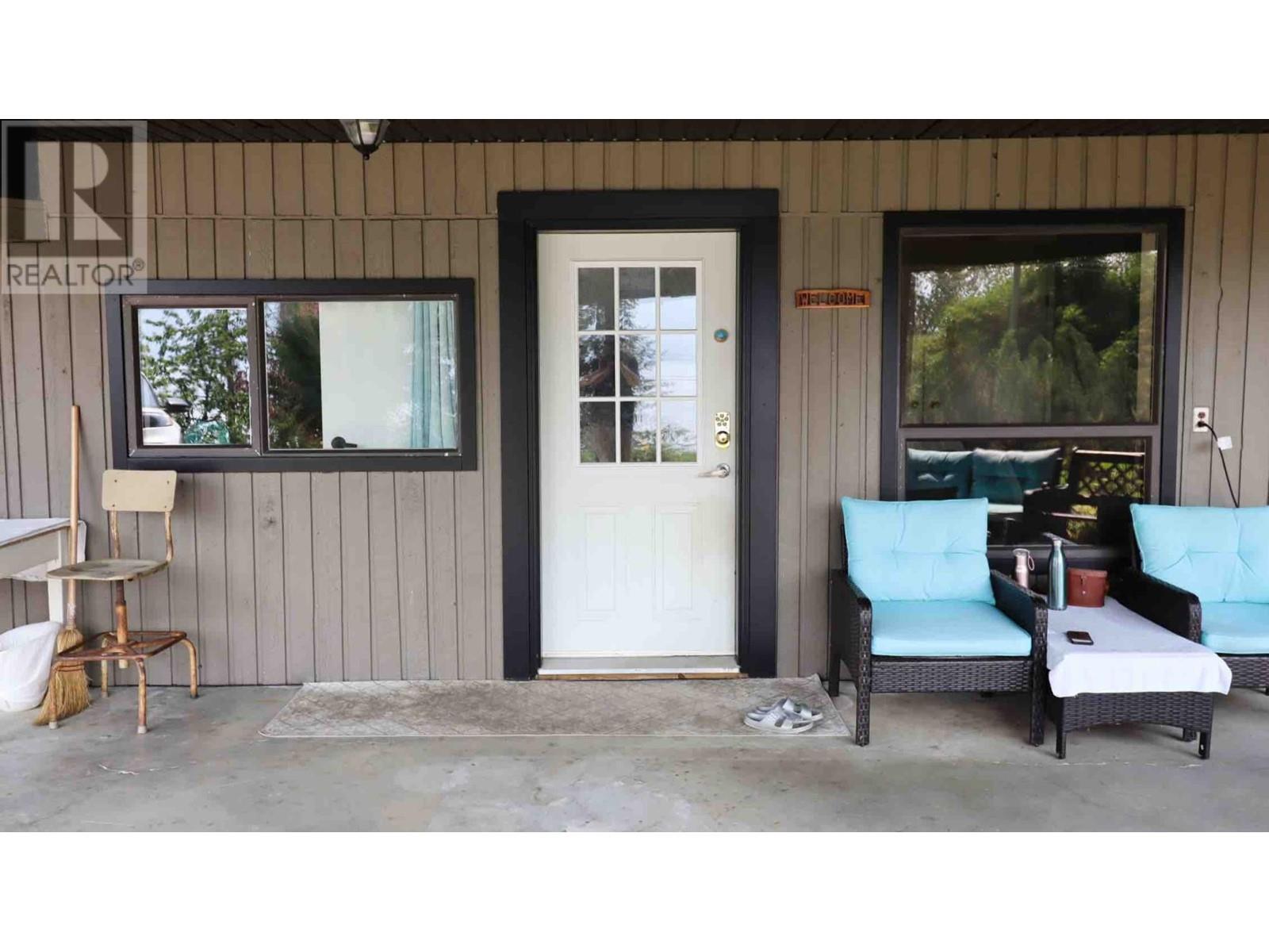 6473 SQUILAX ANGLEMONT Road, North Shuswap, British Columbia V0E1M7 For ...