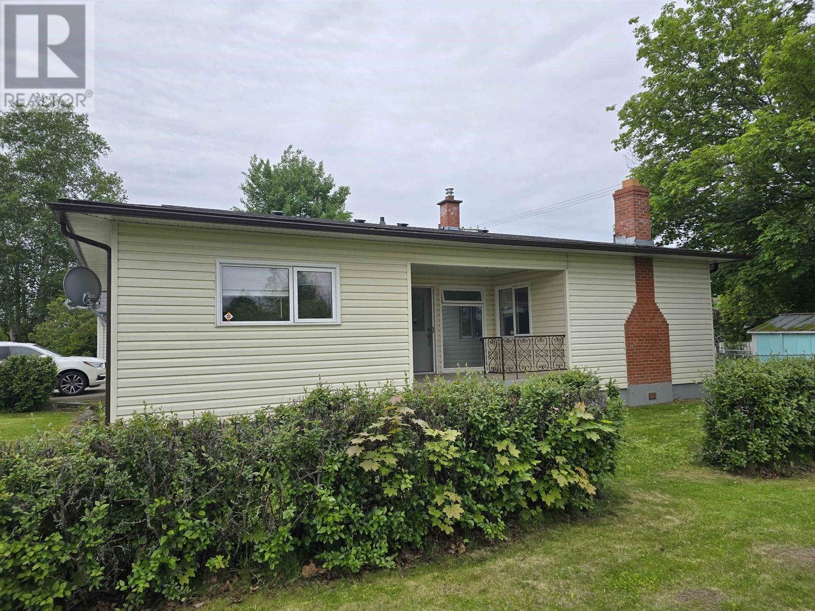 1307 ALWARD STREET, Prince George, British Columbia V2M2G4 For Sale ...