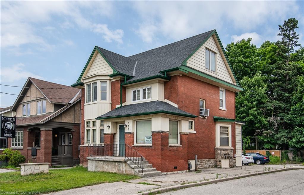 972 King Street W, Kitchener, Ontario N2G1G4 Sold History | HouseSigma