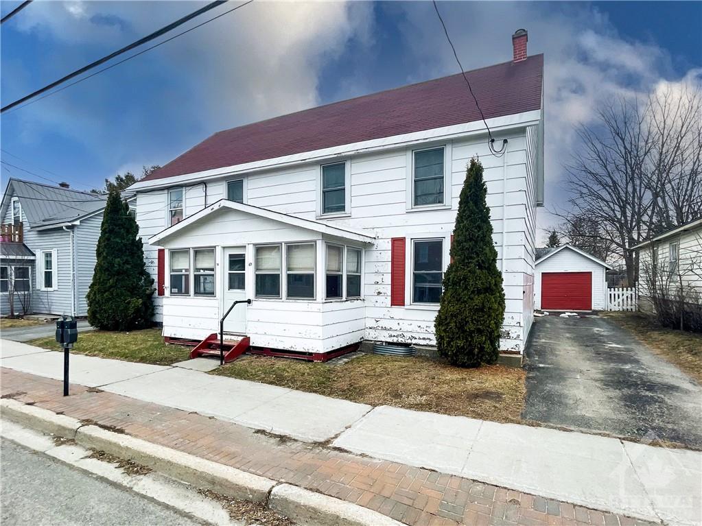 69 NORTH Street, Perth, Ontario K7H2T1 Sold History | HouseSigma