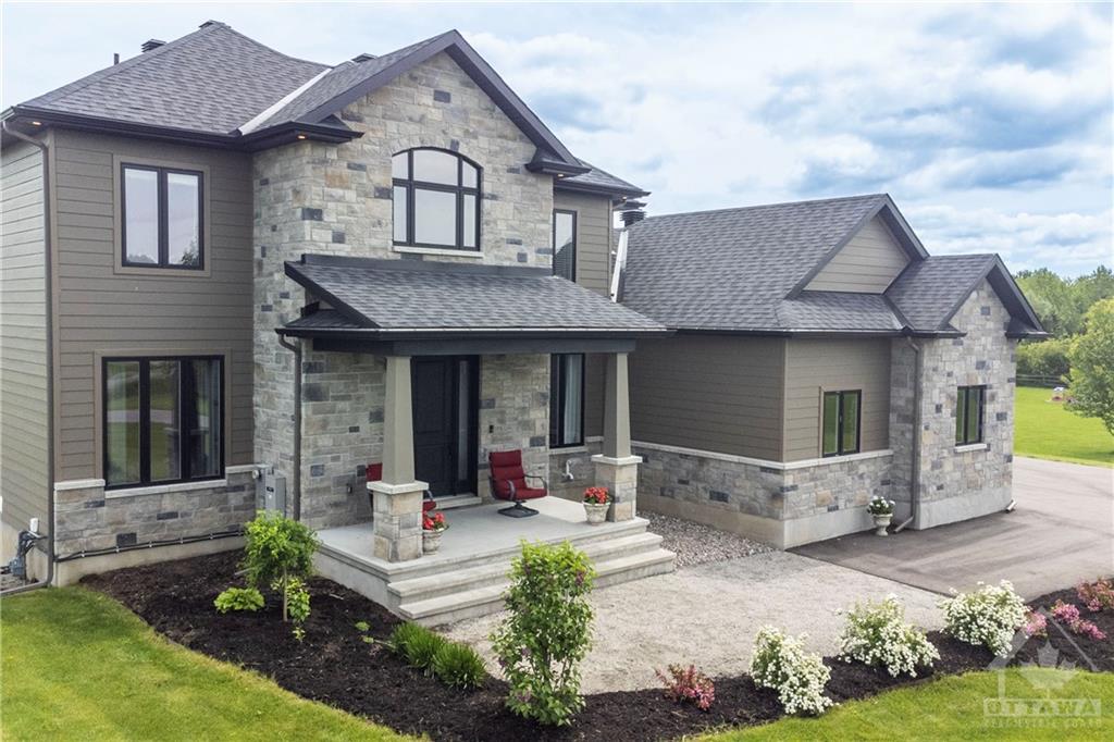 531 BRADBURY Court, Kanata, Ontario K2W0A1 Sold History | HouseSigma